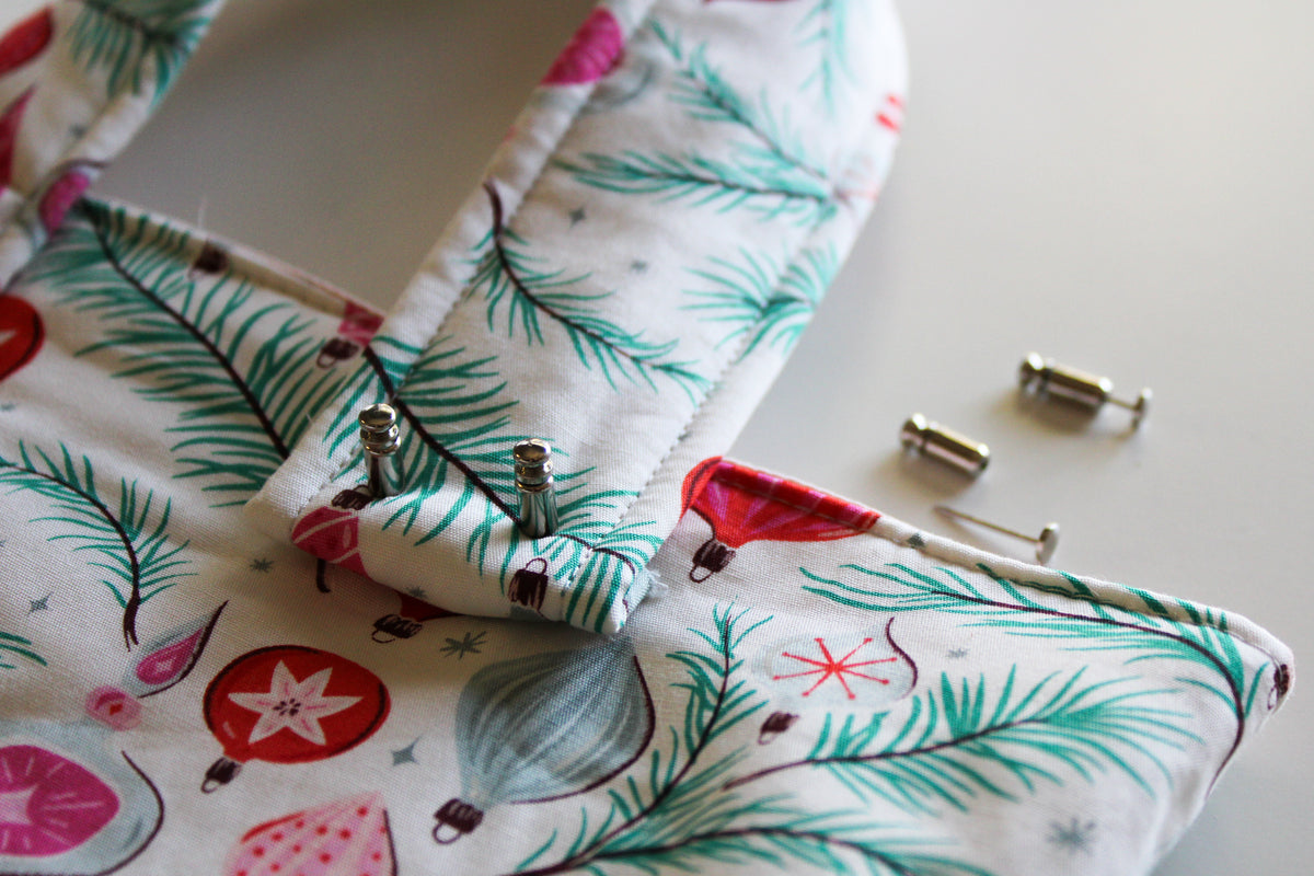 Purse Handle Pins for 3D sewing – Carolina Moore
